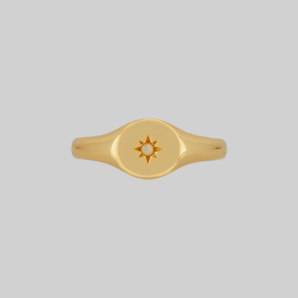 VICTORIA. Opal Signet Ring - Gold – REGALROSE