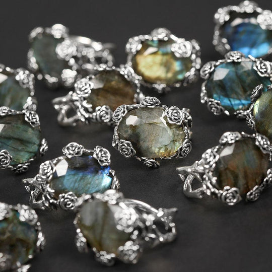 RINGS – Page 4 – REGALROSE